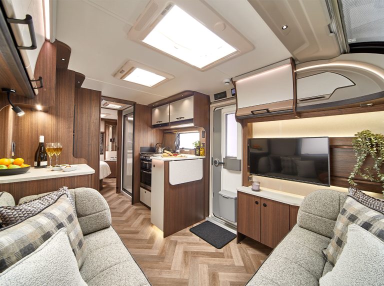 Coachman | Laser - Coachman