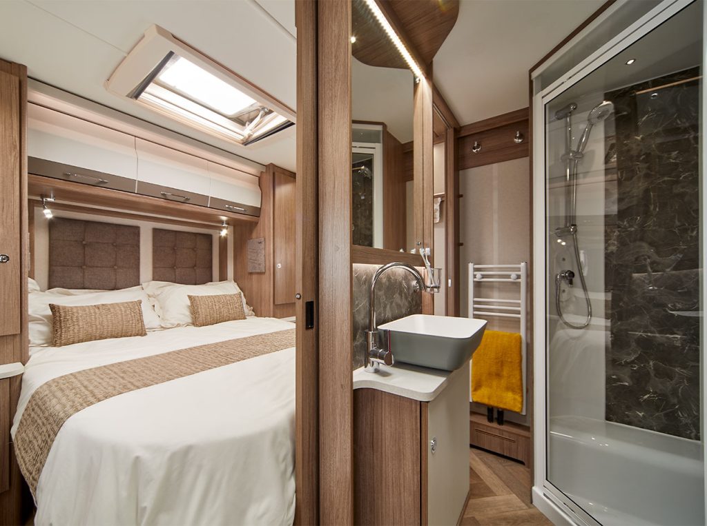Coachman | VIP - Coachman